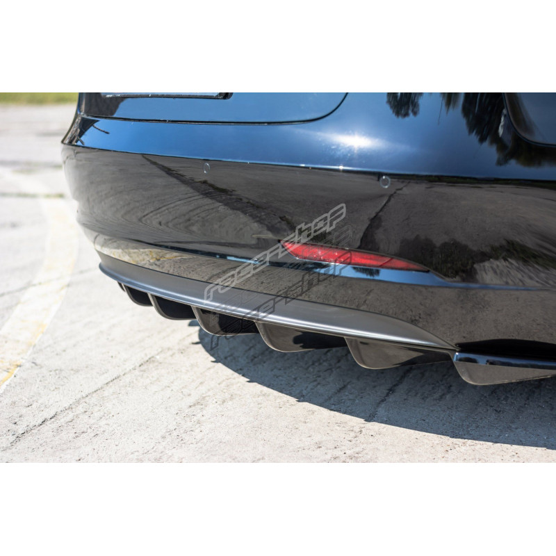 Rear diffuser Tesla Model 3 | 206,80 € | races-shop.com